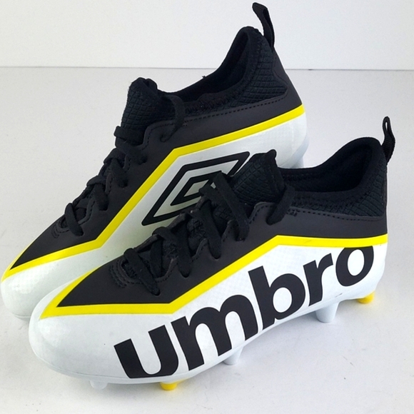 Umbro | Shoes | New Umbro Pivot Youth Girl Boy Soccer Cleats Laceup ...